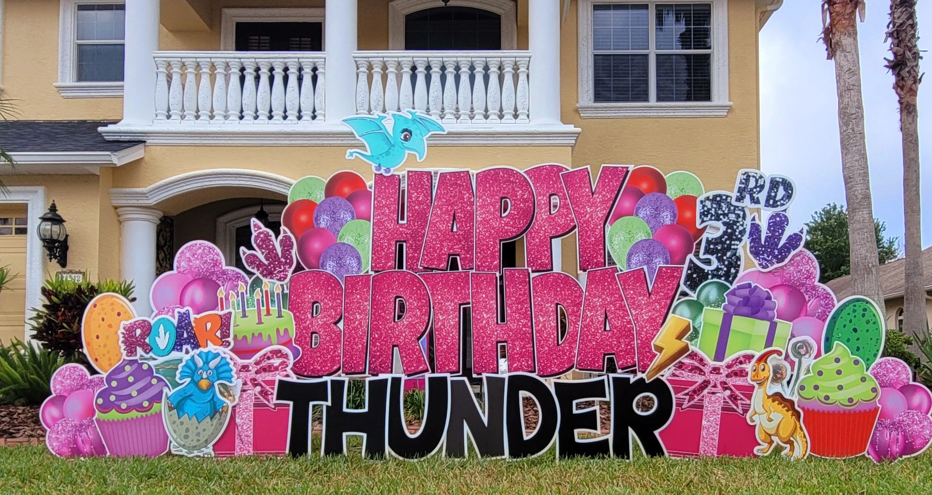 HOME [celebrateyardsigns.com]